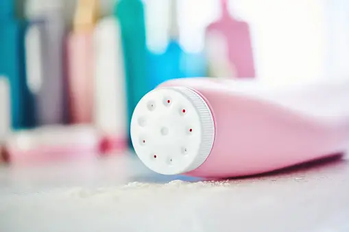 Is Dusting Powder Safe for Treating Heat Rashes in Babies? | Babymigo
